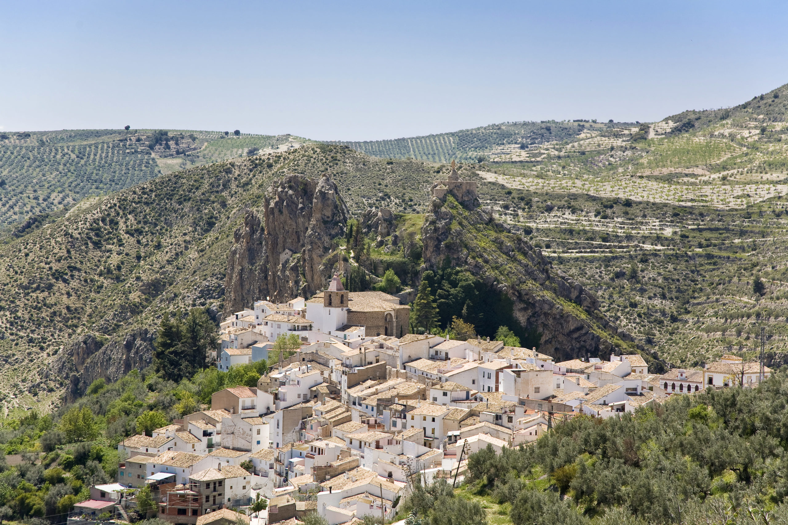 Castril impulsa una encuesta entre los vecinos, tejido empresarial y ...